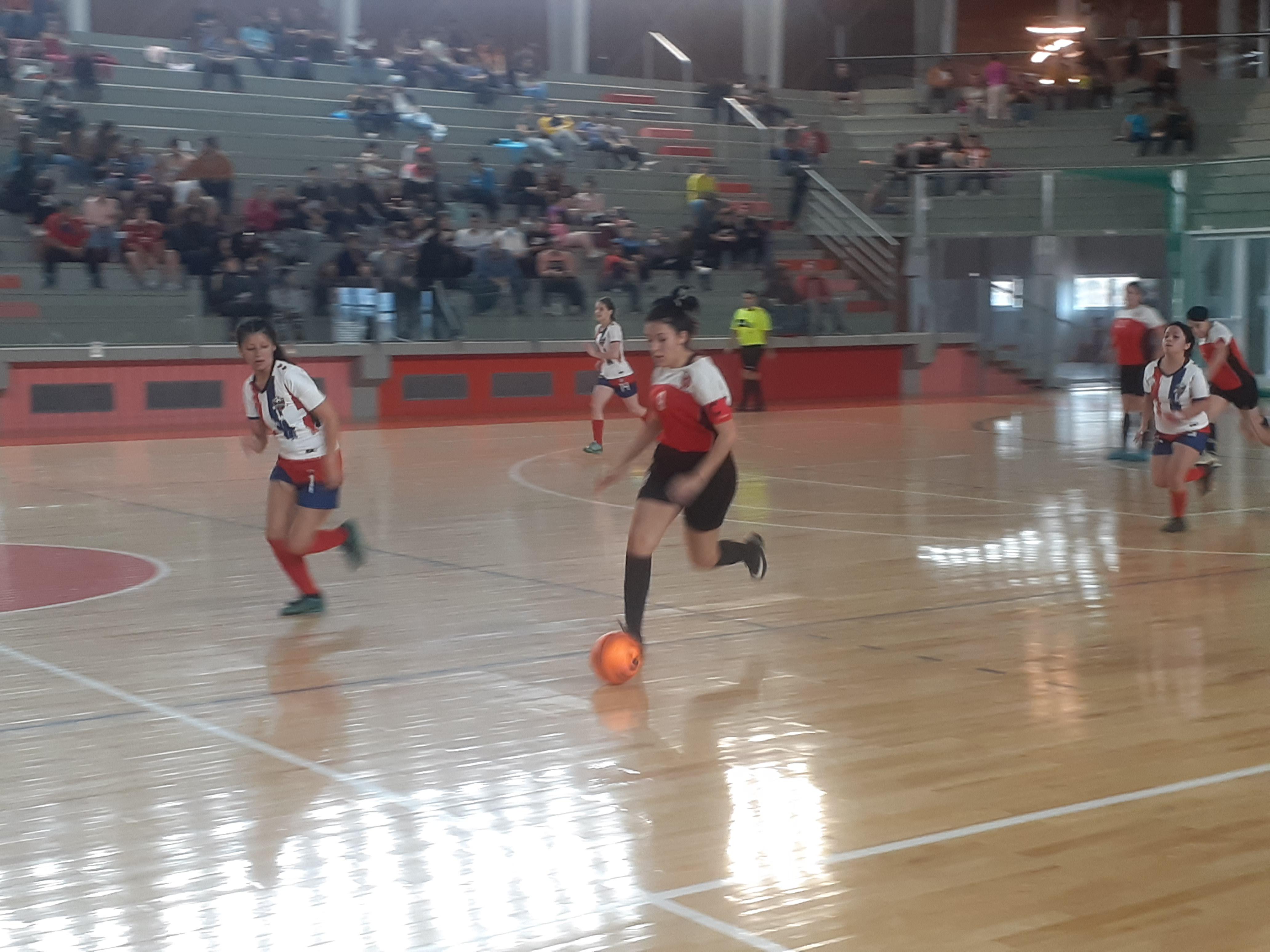El futsal femenino tuvo fecha y el fin de semana sigue la Liga Municipal