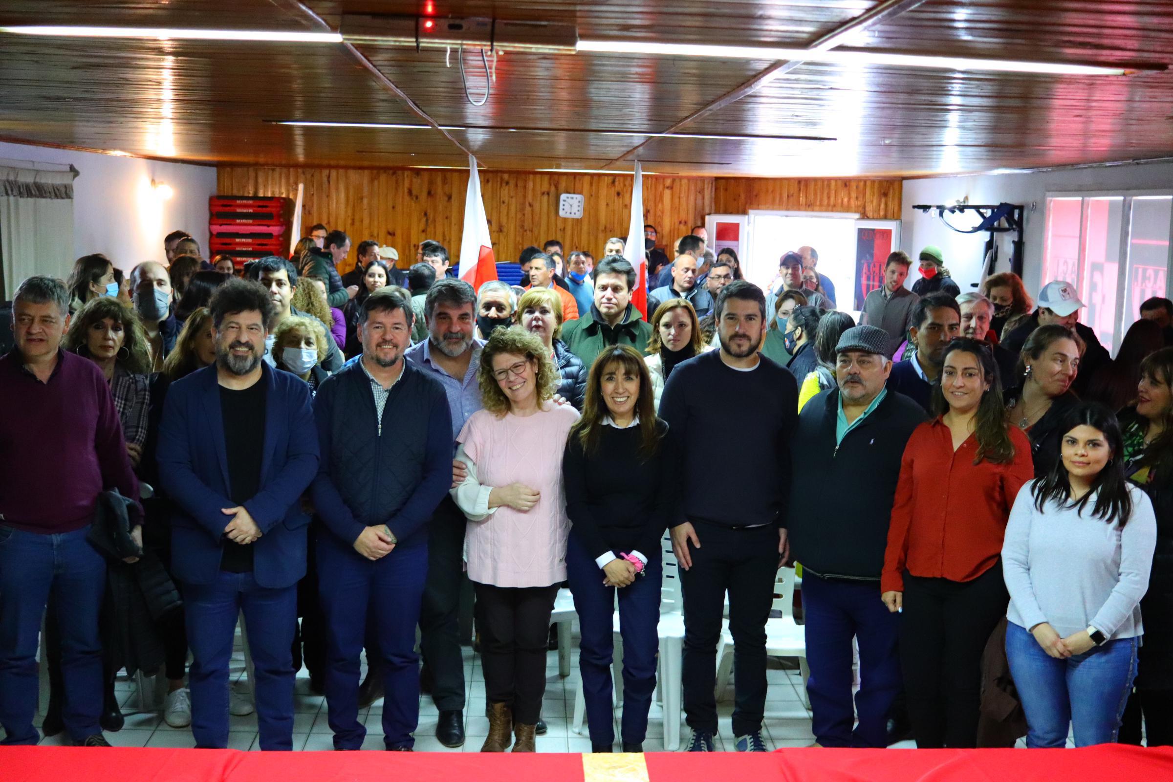 ROXANA REYES: “Juntos vamos a Cambiar Santa Cruz"